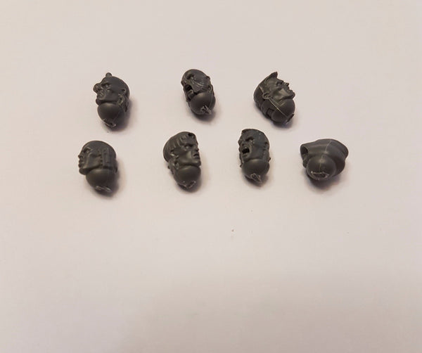 Space Marine Assorted Heads - MiniWar Bits