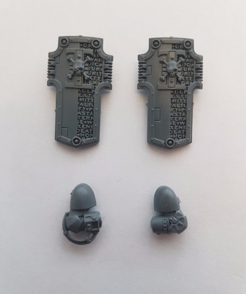 Deathwatch Kill Team Space Marine Storm Shield Bits - MiniWar Bits