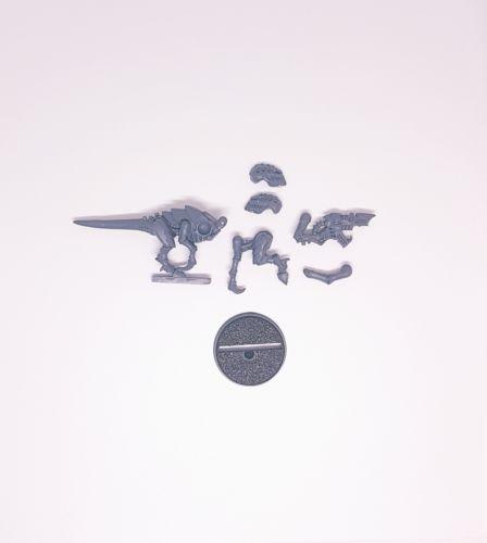 Tyranid Termagant w/ Fleshborer Single Figure Model Bits - Warhammer 4 ...