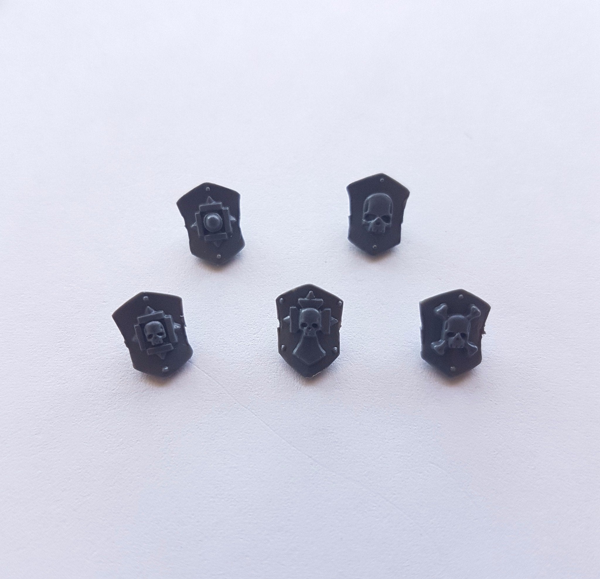 Assault Terminator Chest Shield - MiniWar Bits