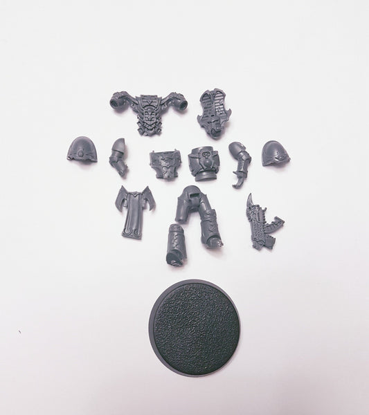Rubric Marine w/ Bolter Single Figure Model Bits - MiniWar Bits