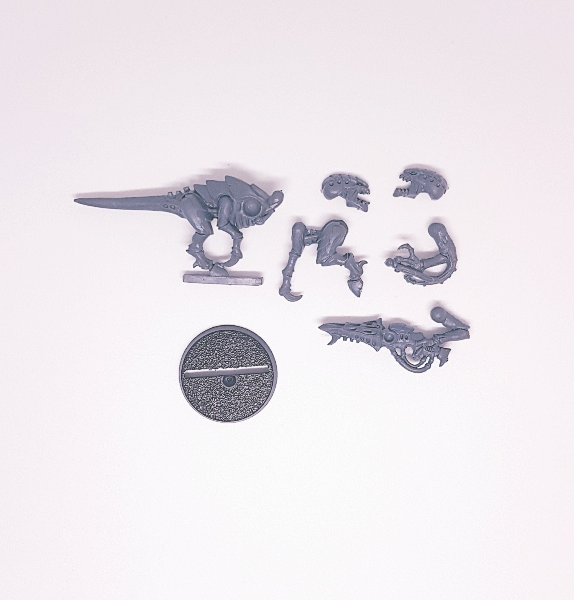Tyranid Termagant w/ Devourer Single Figure Model Bits - MiniWar Bits